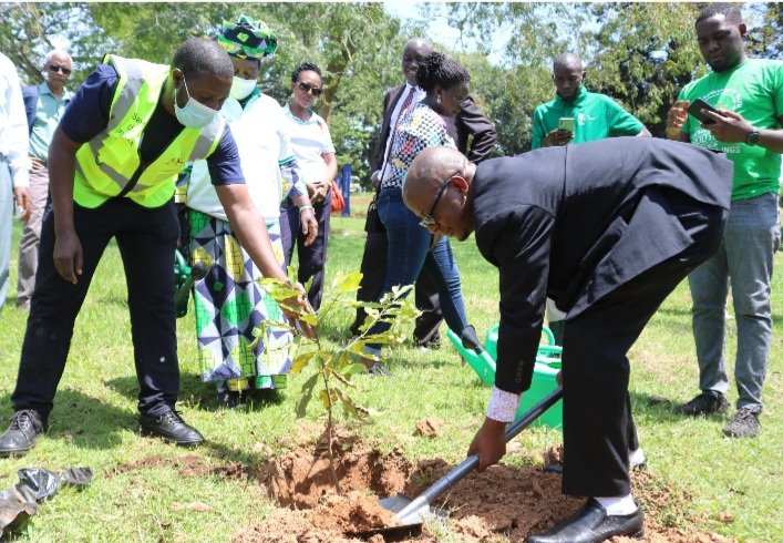 Obwakabaka bwa Buganda butongozza wiiki y’obutonde bwensi – essira ...
