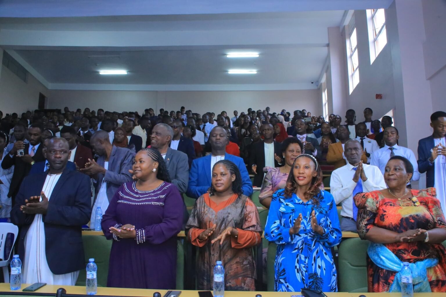 Katikkiro Mayiga atandise okulambula abantu ba Kabaka abali mu Ankole ...
